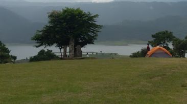 Lum 'er Pyngngad, Road, Mawlyndep, Umbir, Meghalaya, फ़ोन +91 80148 71025
